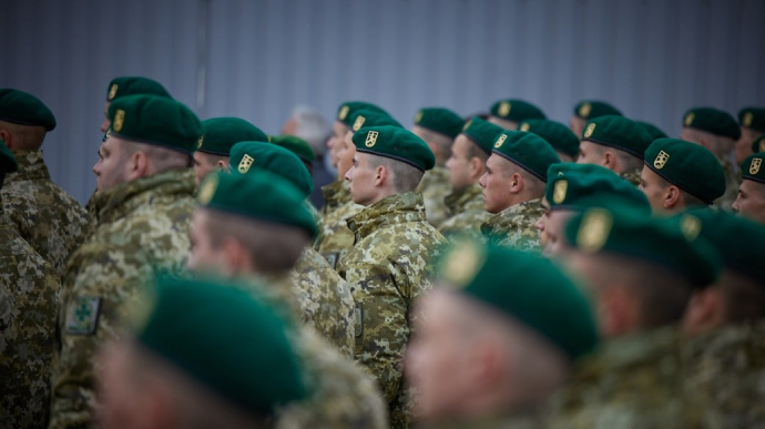 Ukrainian border guards start working on Estonia’s eastern border ...