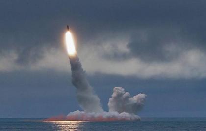 Russian Nuclear Submarine Successfully Test-Fires Bulava Ballistic ...