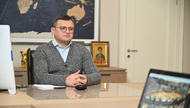 Armed Forces of Ukraine to get up to 140 tanks from partners in first ...