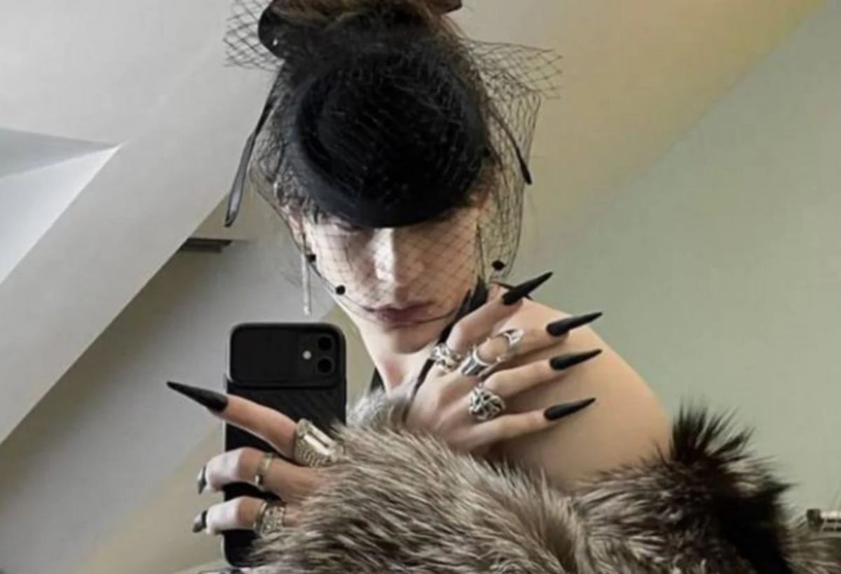 Photos of Solovyov’s youngest son in women’s clothes and with manicure ...