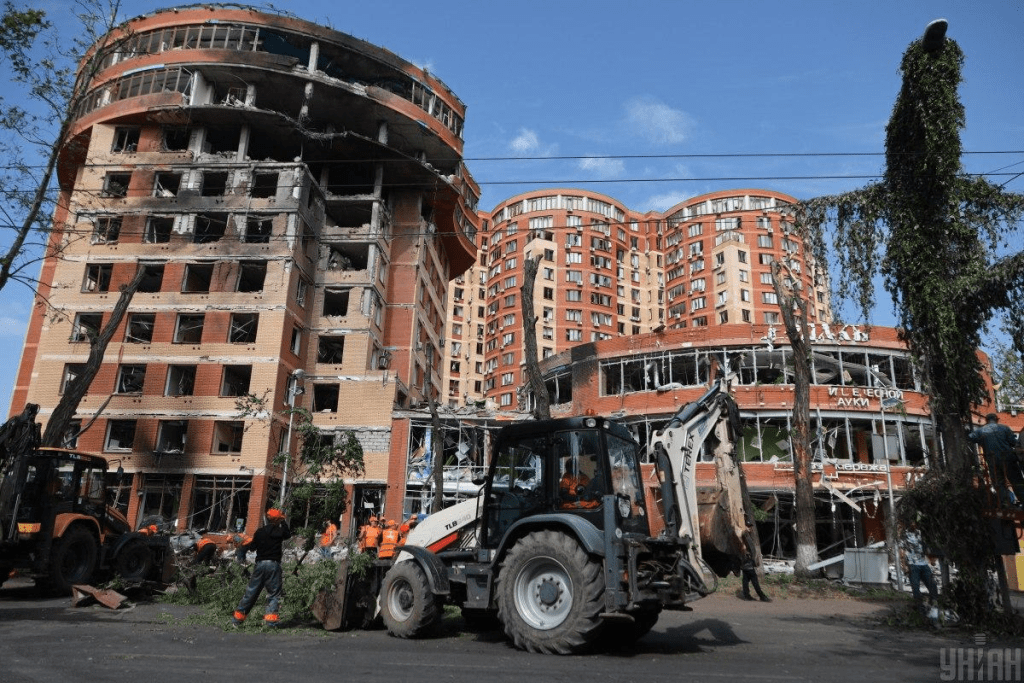 Bloody night missile strike of Russians on Odessa: mourning declared in ...