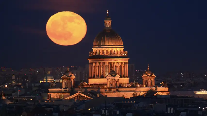 Russian moon mission fails: spacecraft crashes into the moon – Ukraine ...