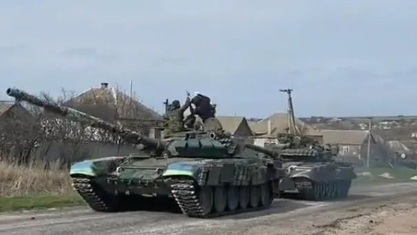 Tanks Get Hit, Repaired, Hit Again And Repaired Again. Ukraine’s Armor ...