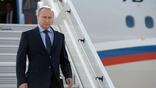 Putin’s unprecedented security: for the first time, fighter jets escort ...
