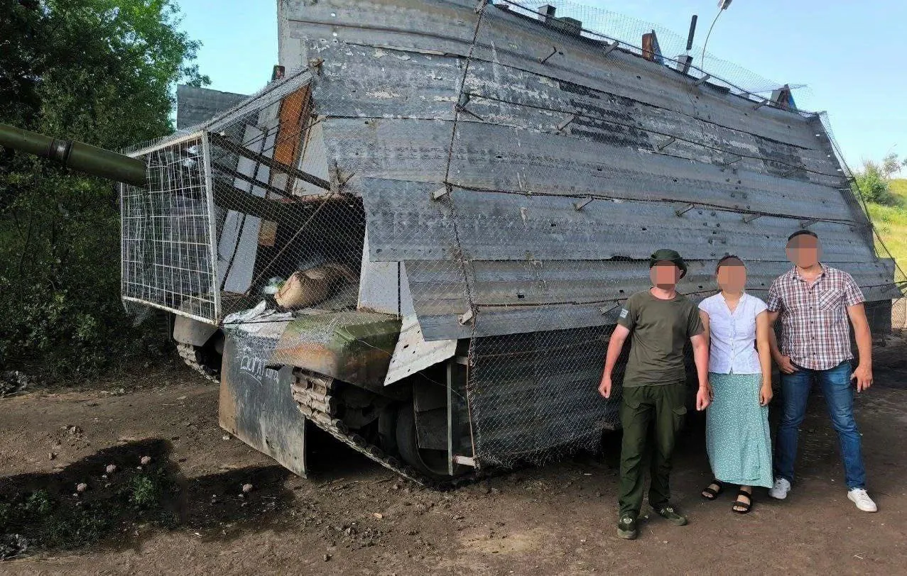 How To Blow Up Russia’s Turtle Tanks: Hit Them With Two Drones In A Row ...