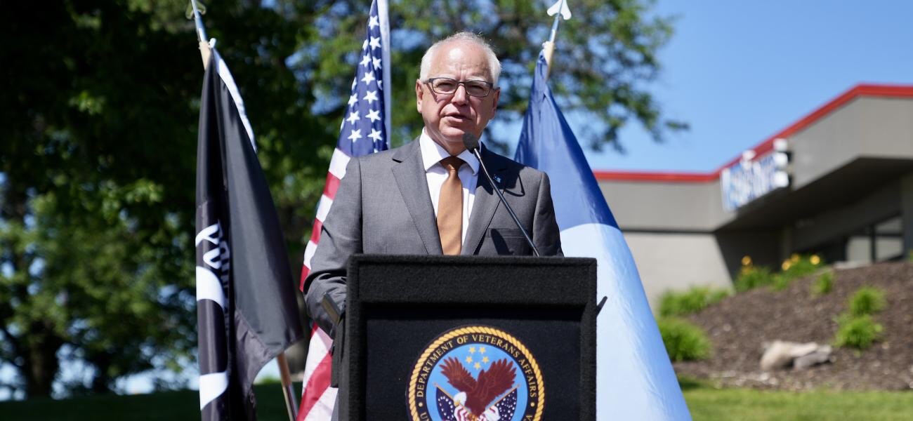 Tim Walz on Russia and Ukraine – Ukraine Today .org