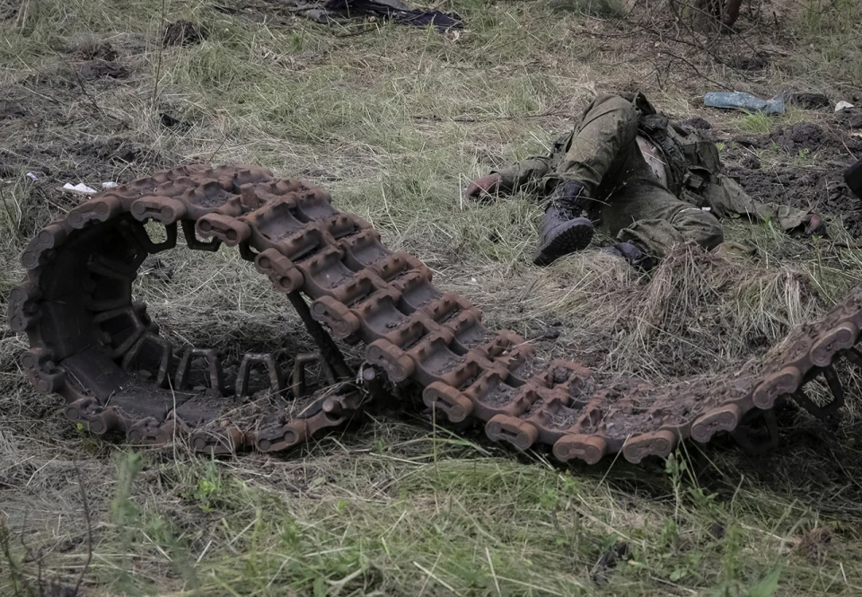 Ukrainian forces cut Russian logistics in Hlyboke-Lyptsi direction ...