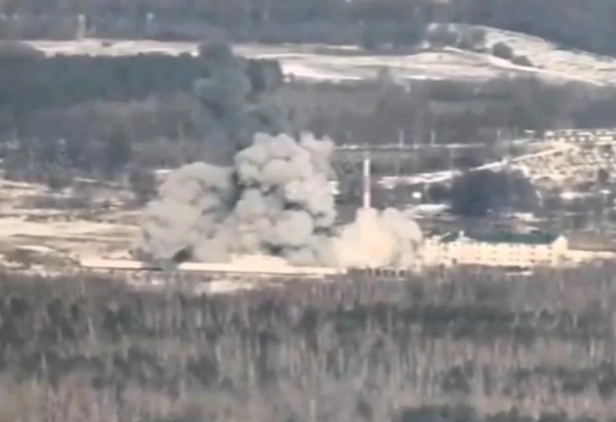Ukrainian Air Force Destroys Russian FSB Positions in Bryansk Region ...