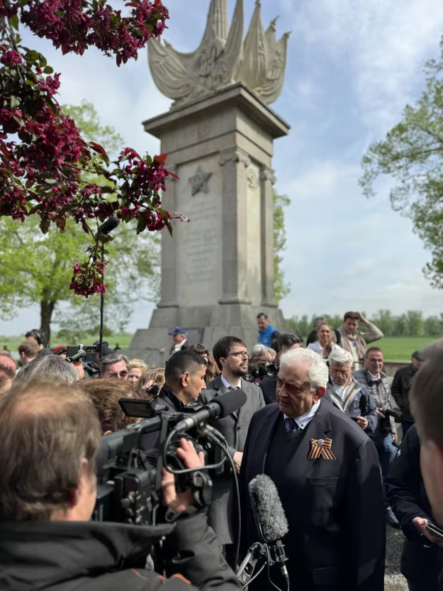 Russian ambassador booed at WWII commemoration event in Germany after ...