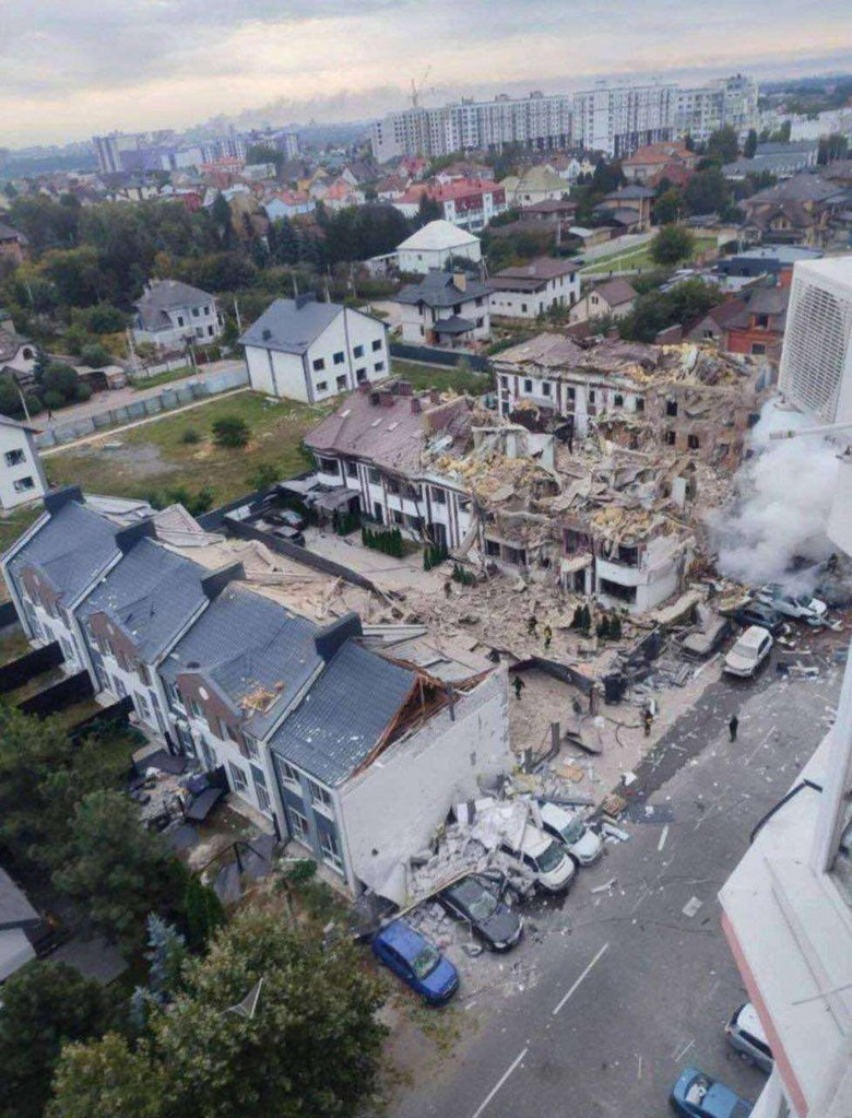 BREAKING NEWS: An entire street is damaged as a result of the Russian ...