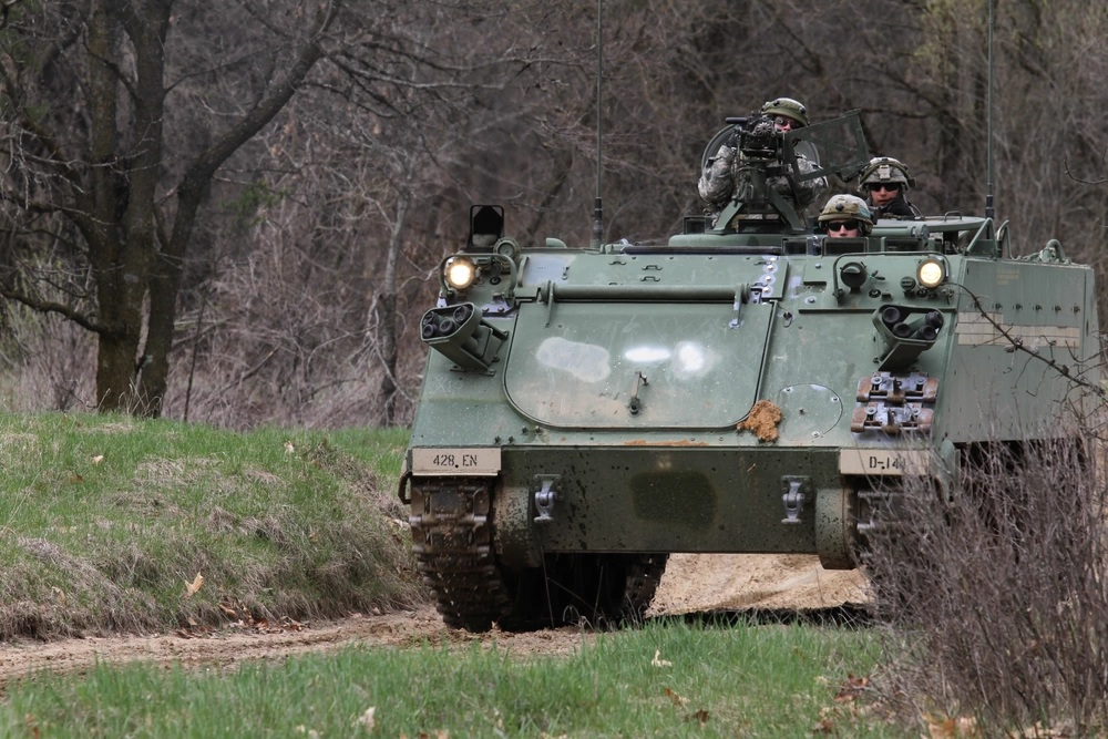 Ukraine Receives Over 1,700 M113 APCs from Allies – Ukraine Today .org