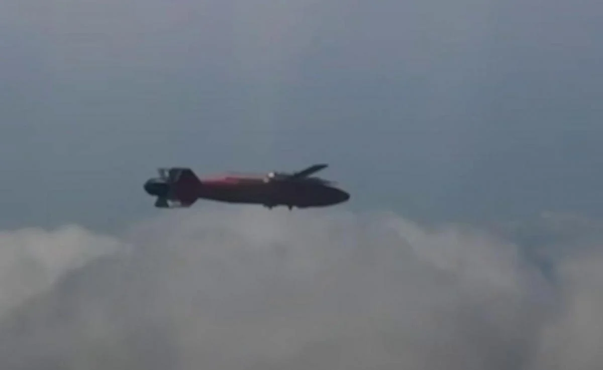 BREAKING NEWS: Ukraine has created its first guided aerial bomb: it is ...